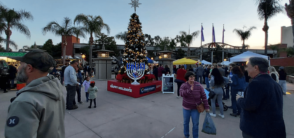 Fullerton Museum Center hosted the annual Tree and Menorah lighting in ...